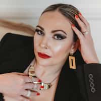 Kim Staples (@Kim_Staples) Official Clapper | Watch Kim Staples's ...