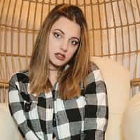 Scarlett Noel (@ScarlettNoel) Official Clapper | Watch Scarlett Noel's ...