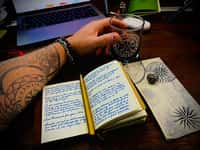 Mike Symonds (@MSymonds) Official Clapper | Watch Mike Symonds's Newest ...