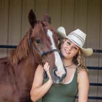 Official.alyssa.capps (@Official.alyssa.capps) Official Clapper | Watch ...