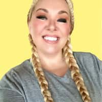 Travel_Smiles (@Fly_Dawn) Official Clapper | Watch Travel_Smiles's ...