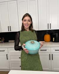 Shauna M Kitchen (@ShaunaCanCook) Official Clapper | Watch Shauna M ...