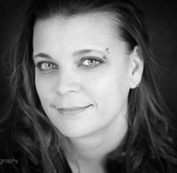 Carly Richardson (@CarlyRichardson) Official Clapper | Watch Carly ...
